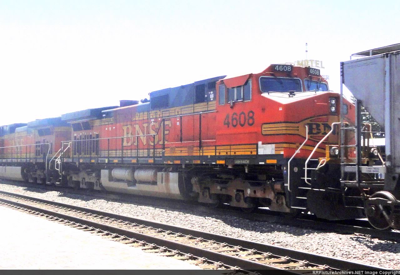 BNSF 4608